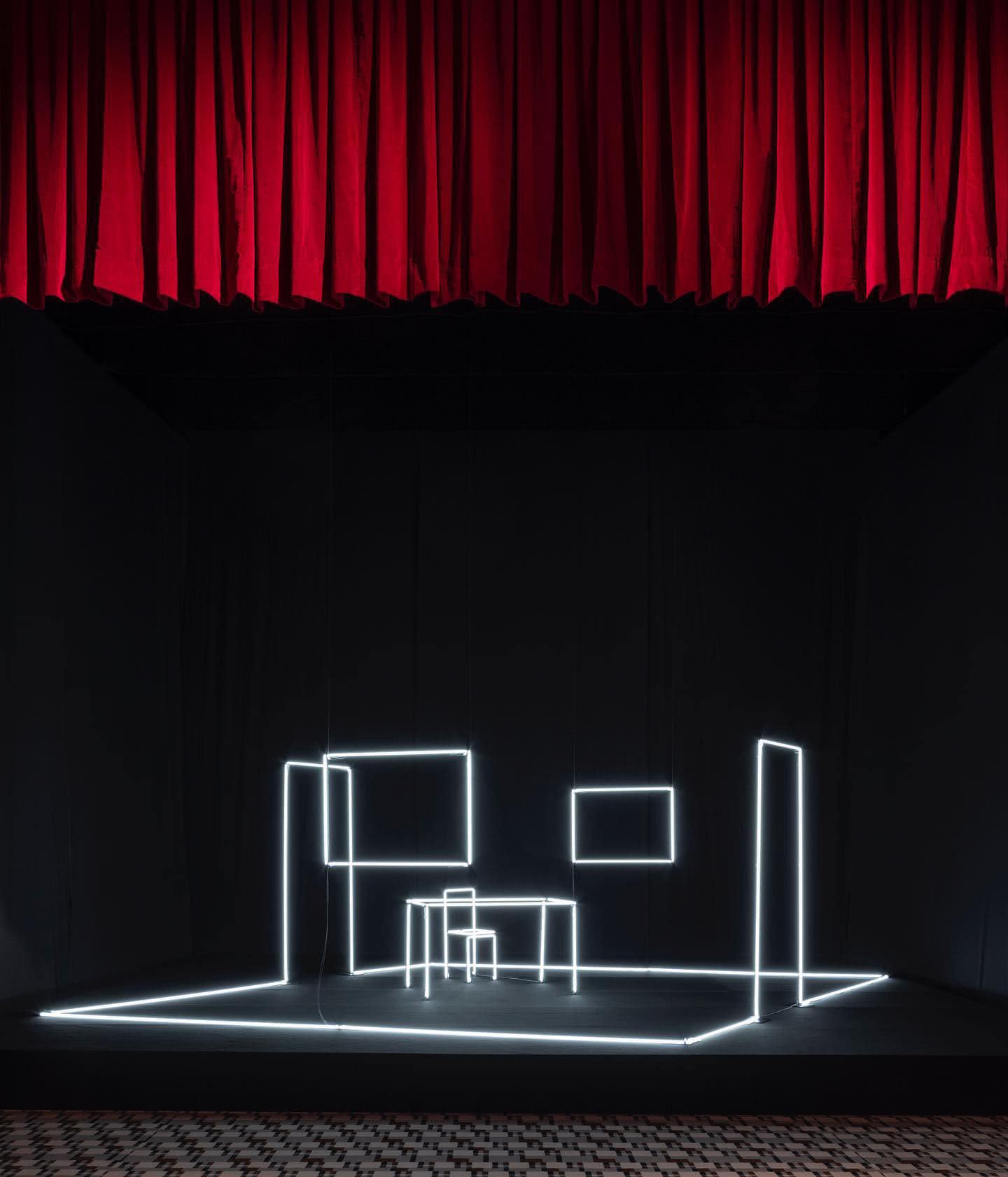 Opere artistiche | Neon Artigiana Pubblicità Srl